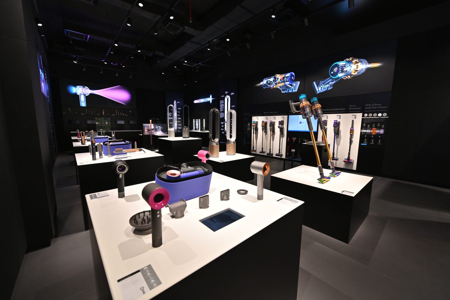Jom Uji Sendiri Produk Dyson di Outlet Demonstrasi Mereka yang Terbaharu