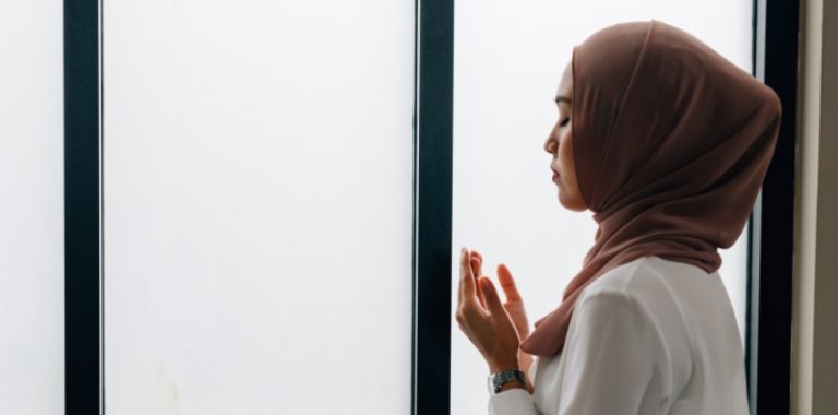 Doa Umur 40 Tahun Anda Kena Baca Sebagai Tanda Syukur