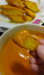 Resepi Cheesy Wedges, Guna Teknik Ini Kentang Tak Hancur