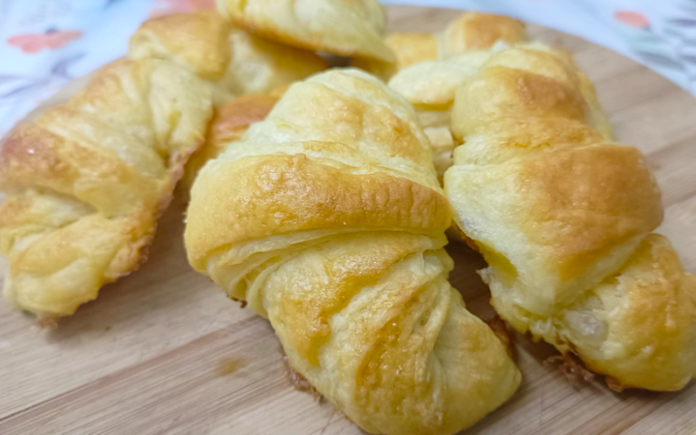 Resepi Croissant Klasik, Rangup Di Luar Lembut Di Dalam!