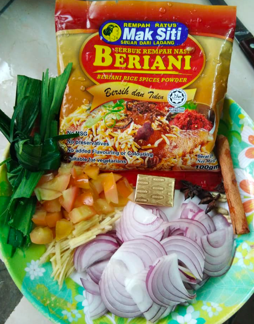 Cara Masak Nasi Beriani Lengkap Satu Set, Lebih Puas Makan!
