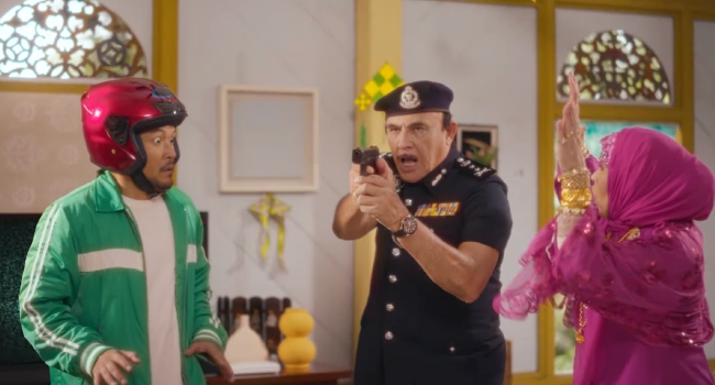 Filem Watsons Raya Tak Boleh Skip! Gabungan Mami Jarum, Adnan Sempit ...