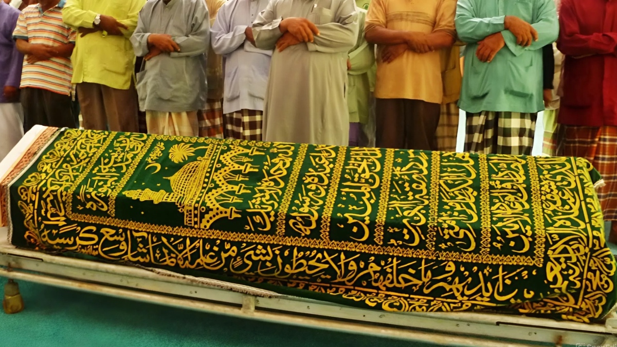Tular Solat Jenazah Dikenakan Cas Sampai Waris Kena Meminjam