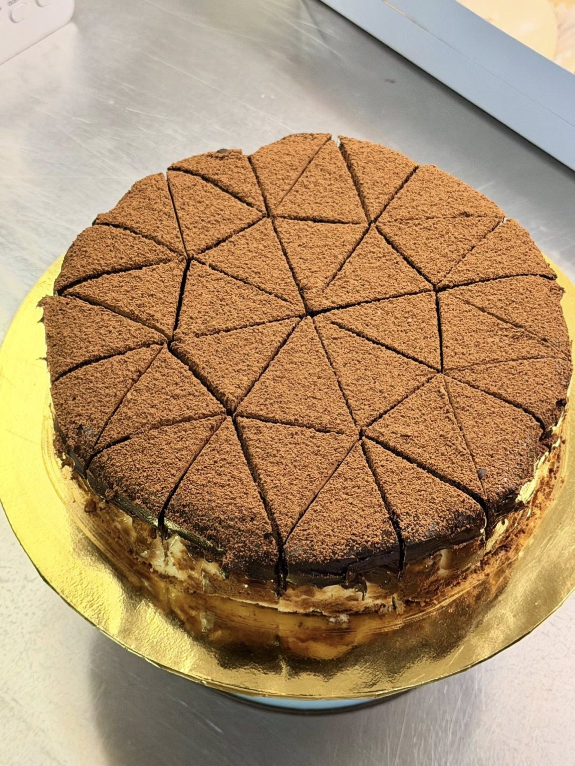 Cara Potong Kek Bulat 8 Inci Dapat 32 Slice, Saiz Sama Besar