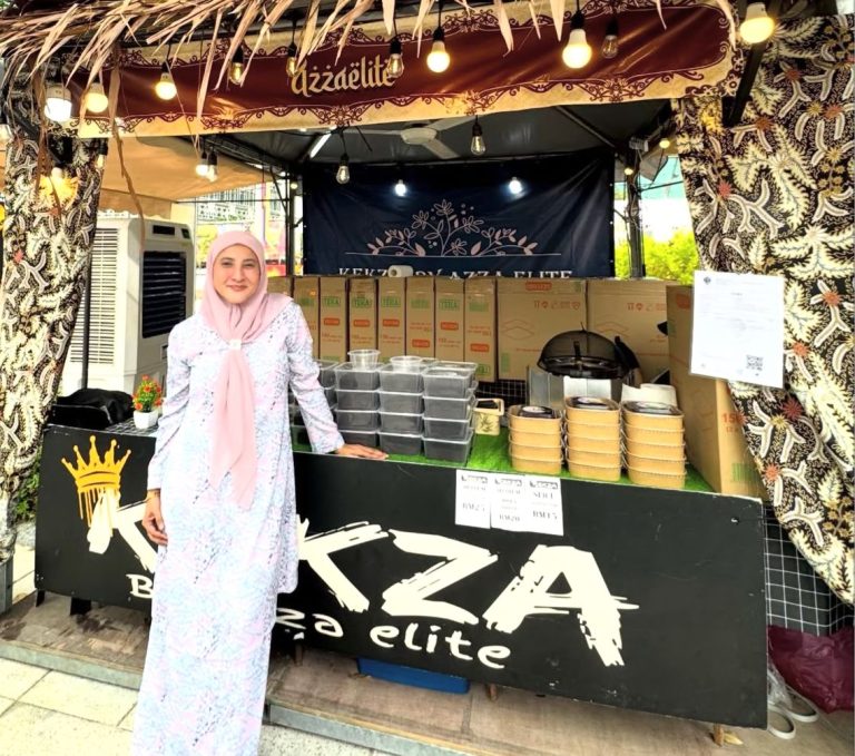 "Kek Percuma Untuk Anak Autism & OKU" - Azza Elite