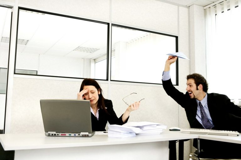 7 Tips Hilangkan Stress Di Tempat Kerja